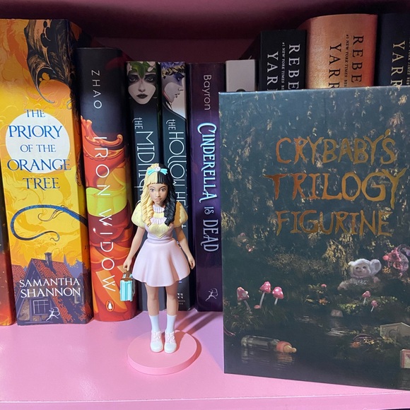 Melanie Martinez | Other | Melanie Martinez Trilogy Tour Figurine K2 ...